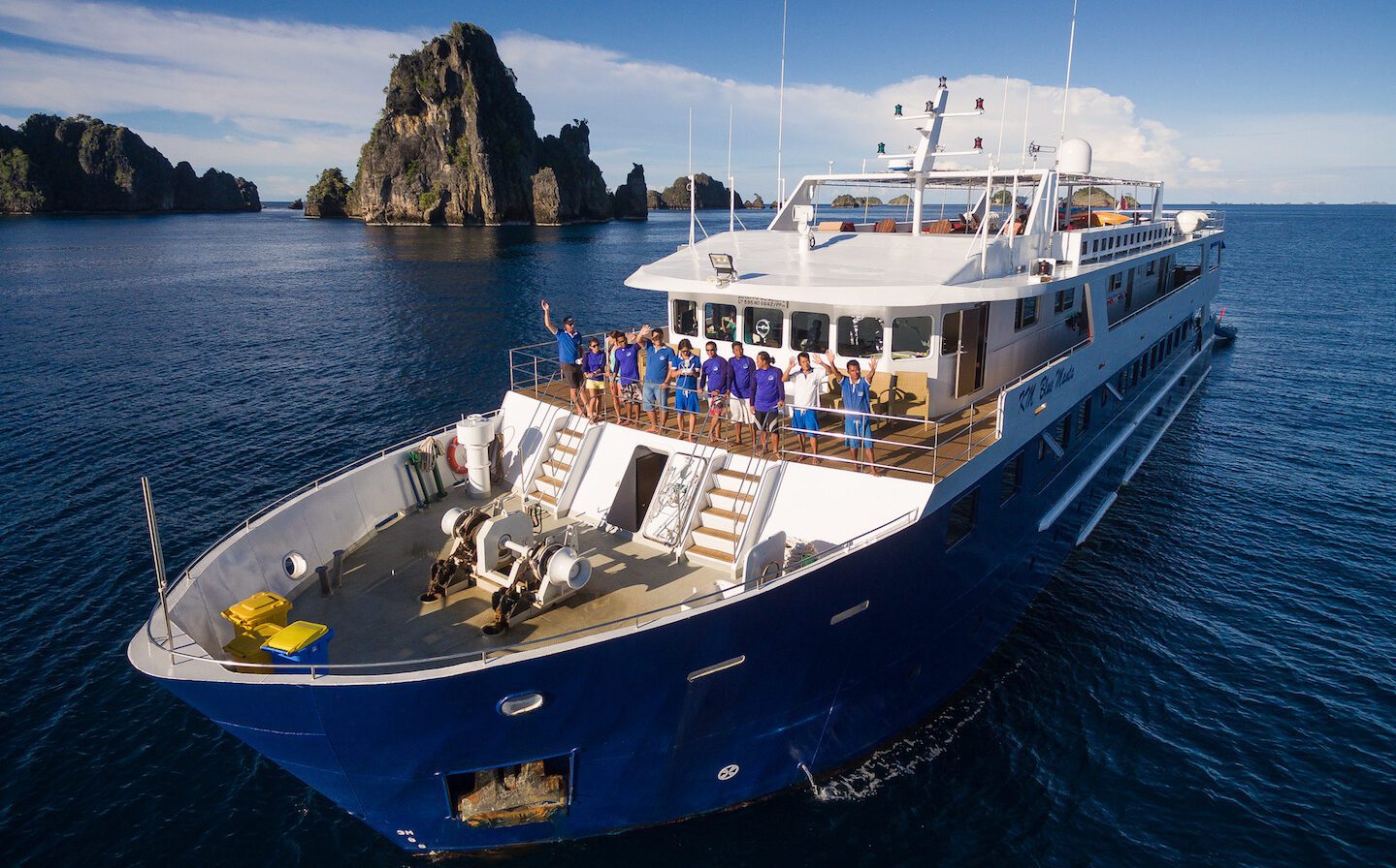 Indonesia Liveaboard Diving - Explorer Ventures Fleet®